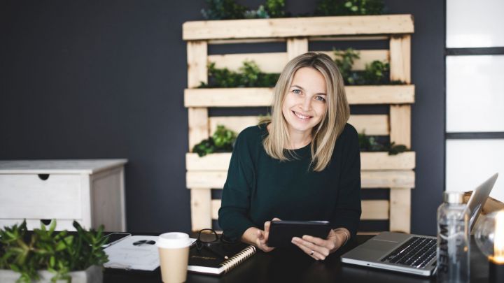 How To Decorate Your Office for Greater Productivity - Ciara Conlon